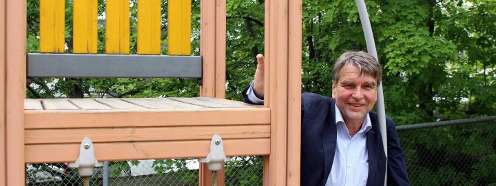 Professor of Child Psychiatry André Sourander received the TYKS ...